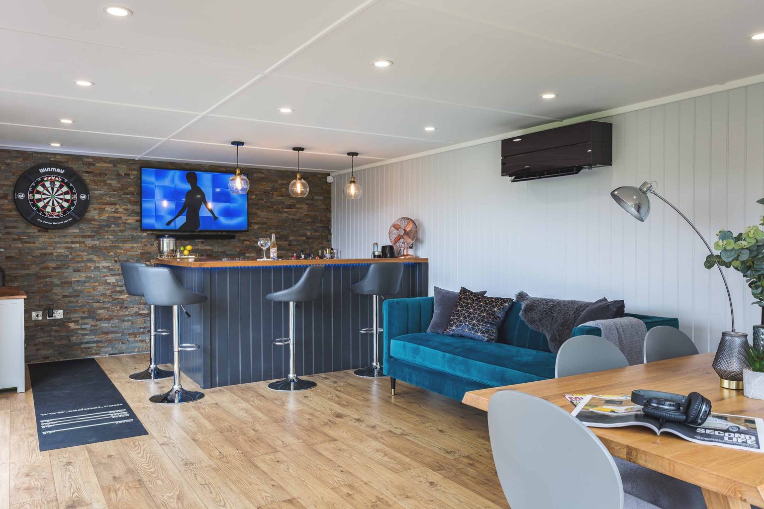 Custom build - Country Garden Rooms